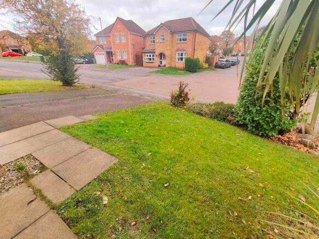 3 bedroom detached house for sale in 25 St. Thomas Gardens, Bradley, HD2 1SL, HD2