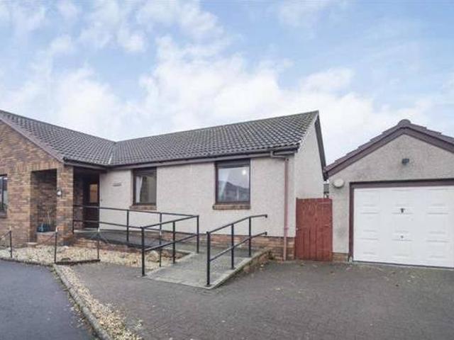 3 bedroom detached house for sale in 9 Carmichael Place FK13