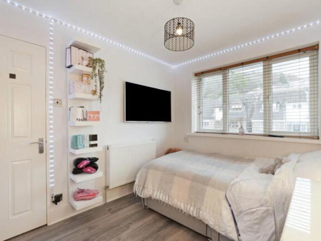 3 bedroom detached house for sale in Coward Drive, Oughtibridge, S35