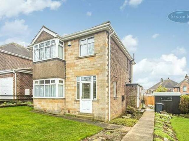 3 bedroom detached house for sale in Coal Pit Lane Stocksbridge Sheffield S36