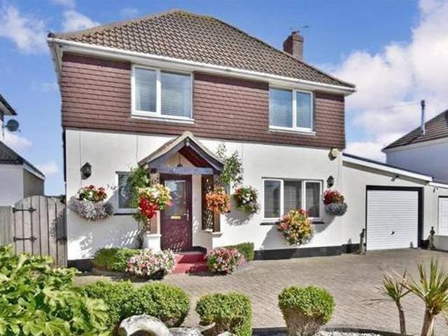 3 bedroom detached house for sale in Coast Drive Greatstone Kent TN28