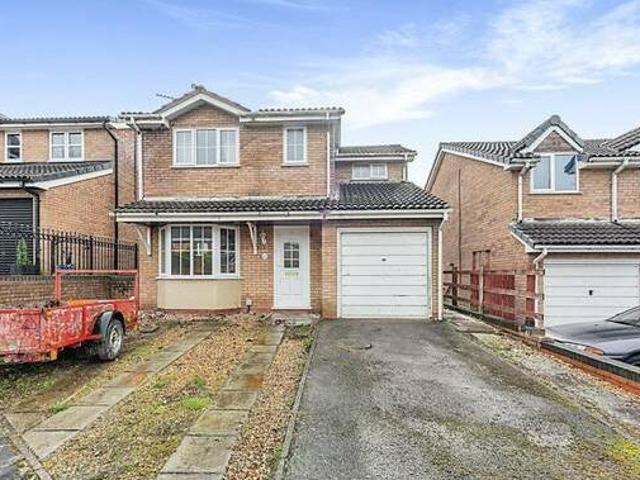 3 bedroom detached house for sale in Coed Y Graig Penymynydd CH4
