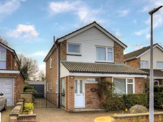 3 Bedroom Detached House For Sale In Colchester, Essex