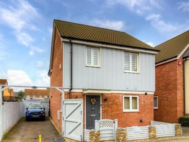 3 Bedroom Detached House For Sale In Colchester, Essex