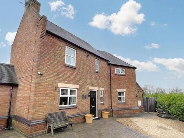 3 Bedroom Detached House For Sale In Coleorton