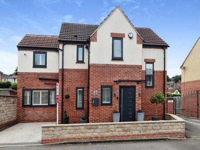 3 Bedroom Detached House For Sale In Conisbrough
