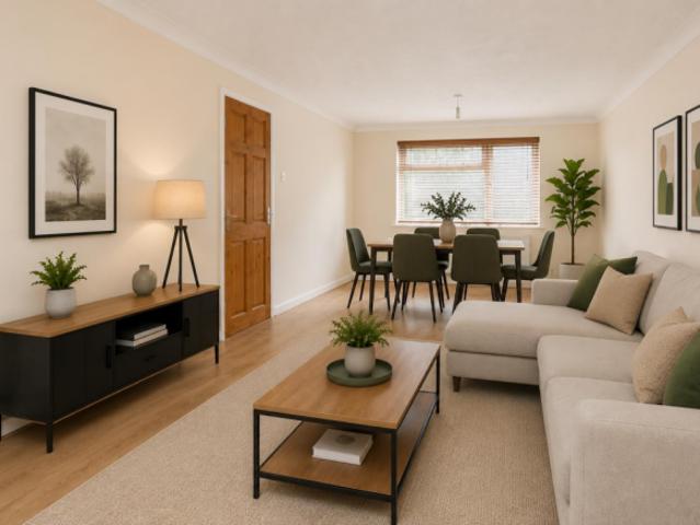 3 bedroom detached house for sale in Coombe Road, Brighton, BN2