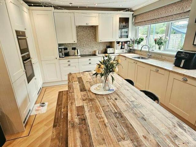 3 bedroom detached house for sale in Corbridge Road, Sutton Coldfield, B73 6NW, B73