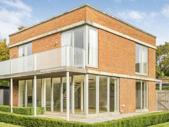 3 Bedroom Detached House For Sale In Caversfield