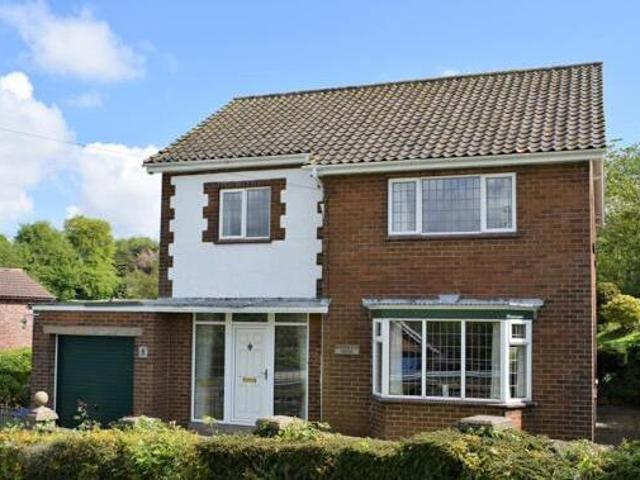 3 Bedroom Detached House For Sale In Caistor