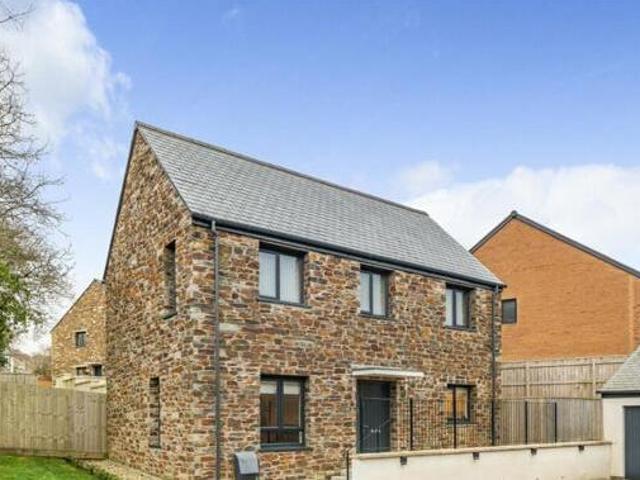 3 Bedroom Detached House For Sale In Callington