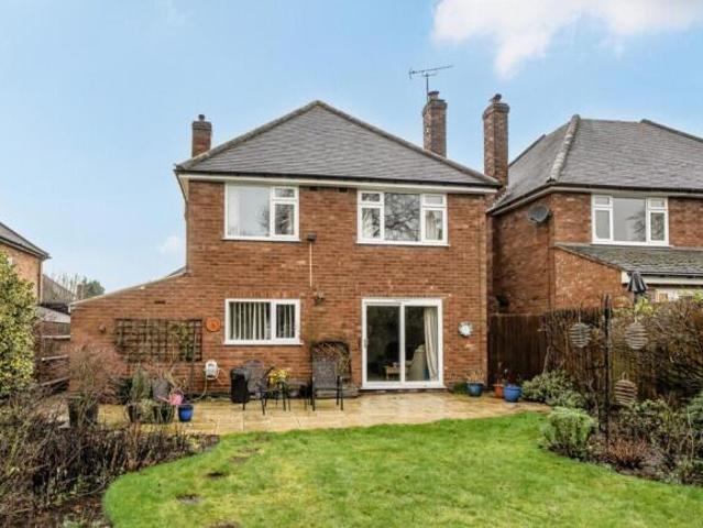 3 bedroom detached house for sale in Cambridge Avenue Rare Detached Home in Prime Solihull Location, B91