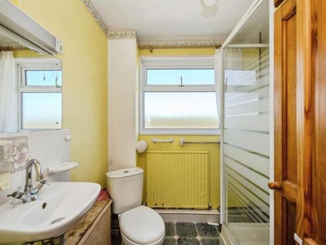 3 bedroom detached house for sale in Camrose Drive, Waunarlwydd, Swansea, SA5
