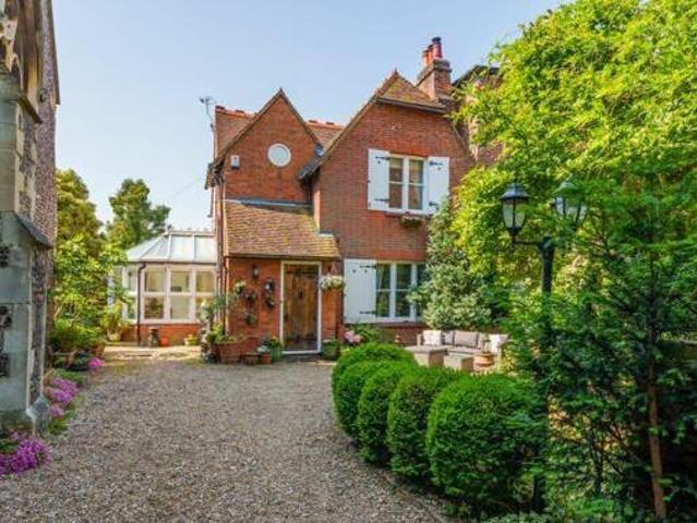 3 Bedroom Detached House For Sale In Canterbury
