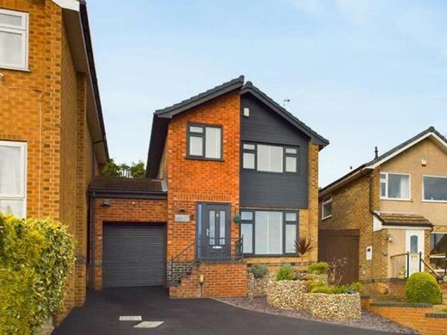 3 Bedroom Detached House For Sale In Carlton