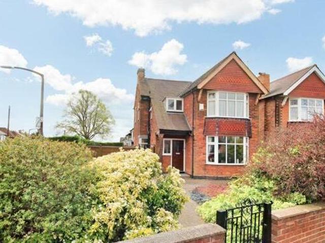 3 Bedroom Detached House For Sale In Carlton
