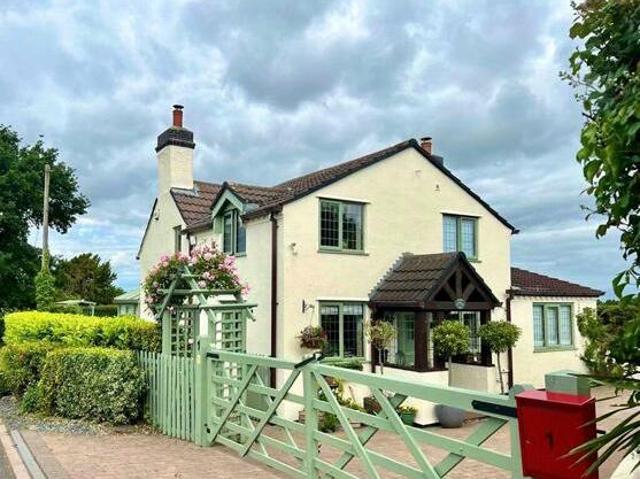 3 Bedroom Detached House For Sale In Church Aston, Newport