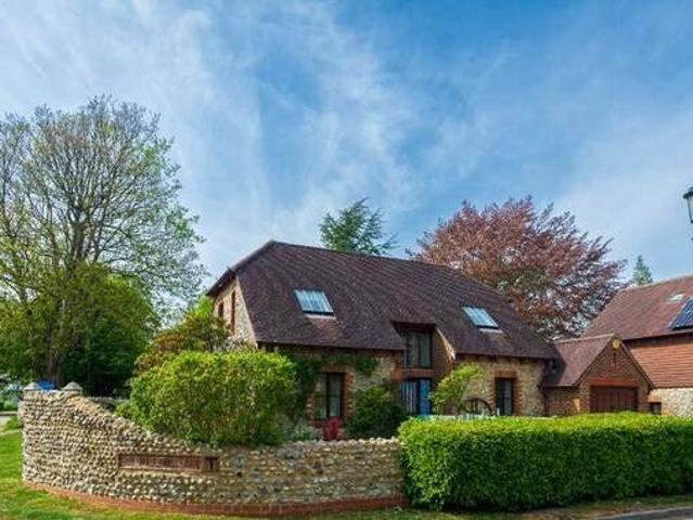 3 bedroom detached house for sale in Church Farm Walk BN44