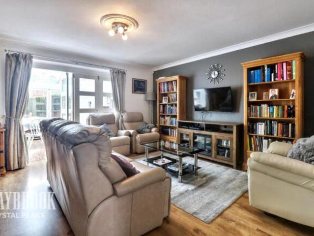 3 bedroom detached house for sale in Church Lane, Sheffield, S13