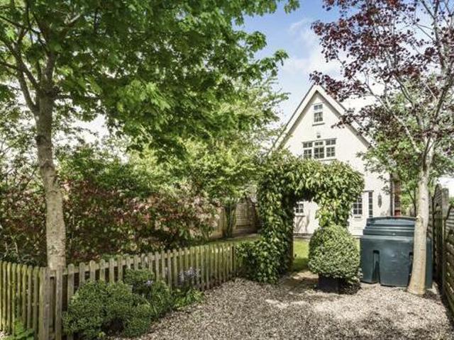 3 Bedroom Detached House For Sale In Church Walk