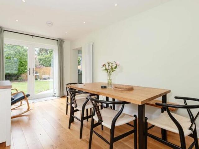 3 bedroom detached house for sale in Church Way, Worthing, BN13
