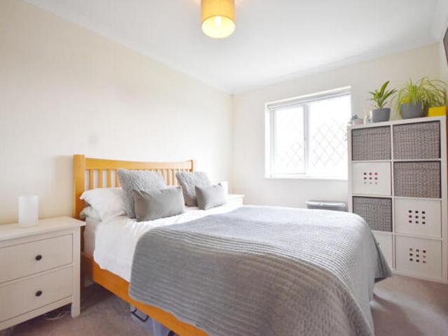 3 bedroom detached house for sale in Chaceley Close, Coventry, CV2