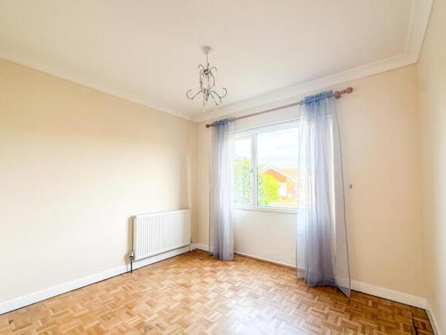 3 bedroom detached house for sale in Chain Free, Willingdon, Eastbourne, East Sussex, BN22