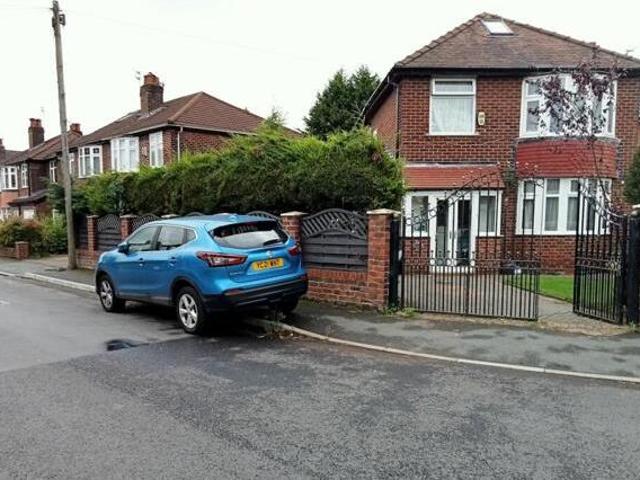 3 Bedroom Detached House For Sale In Cheadle