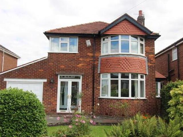 3 Bedroom Detached House For Sale In Cheadle, Greater Manchester
