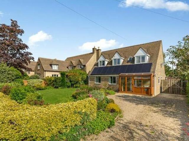 3 Bedroom Detached House For Sale In Cheltenham, Gloucestershire