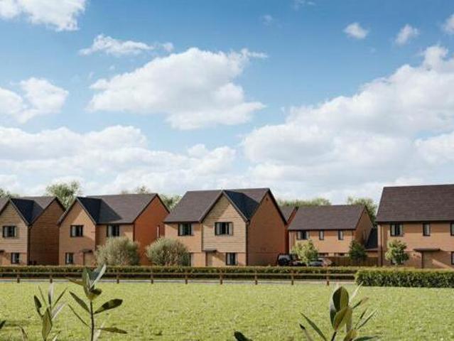 3 Bedroom Detached House For Sale In Cheltenham, Gloucestershire