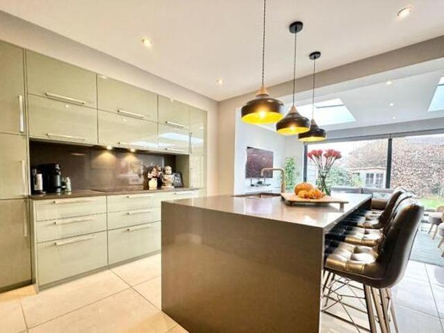 3 Bedroom Detached House For Sale In Cheshire, Greater Manchester