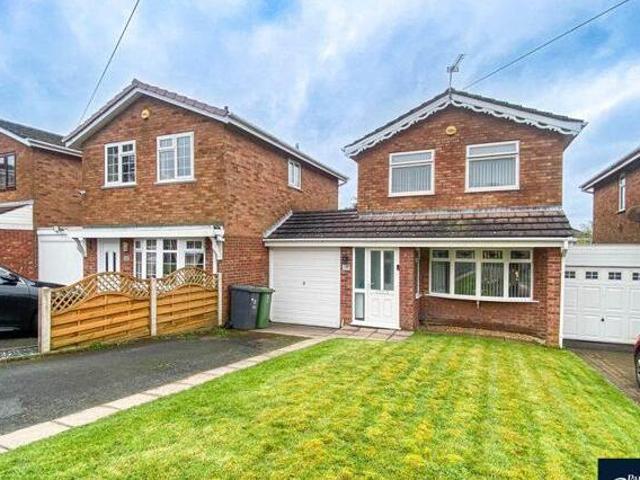 3 Bedroom Detached House For Sale In Cheslyn Hay