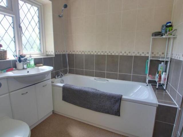 3 bedroom detached house for sale in Chilworth, Southampton, SO16