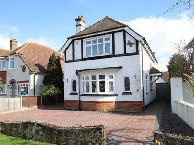 3 Bedroom Detached House For Sale In Clacton On Sea
