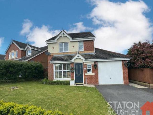 3 Bedroom Detached House For Sale In Clipstone Village