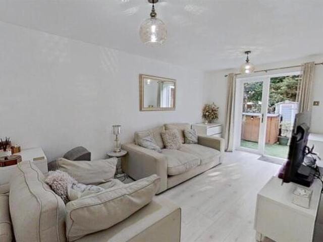 3 bedroom detached house for sale in Clos Y Carlwm, Cardiff, CF14