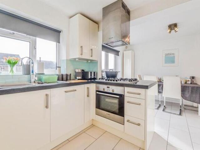 3 bedroom detached house for sale in Clos Nant Mwlan, Pontprennau, Cardiff, CF23