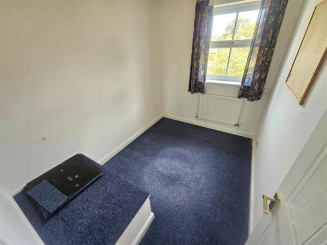3 bedroom detached house for sale in Cranford Grove, Solihull, B91