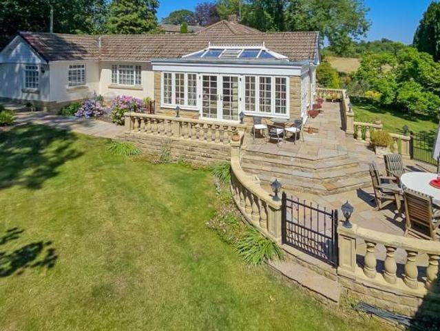 3 bedroom detached house for sale in Crimple Lane, Follifoot, HG3