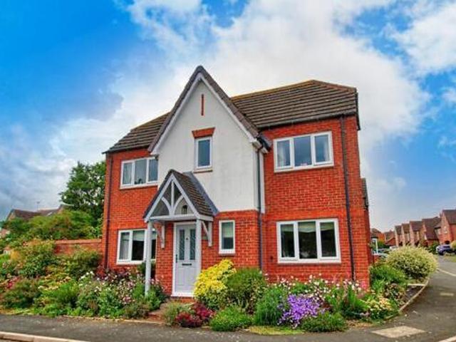 3 Bedroom Detached House For Sale In Crowle