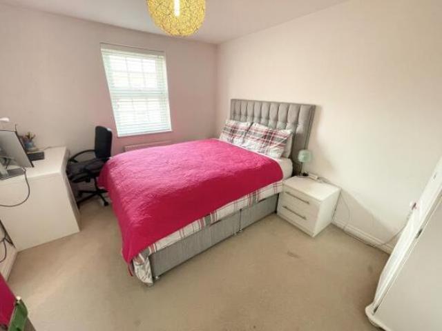 3 bedroom detached house for sale in Culbone Road, East Wichel, SN1