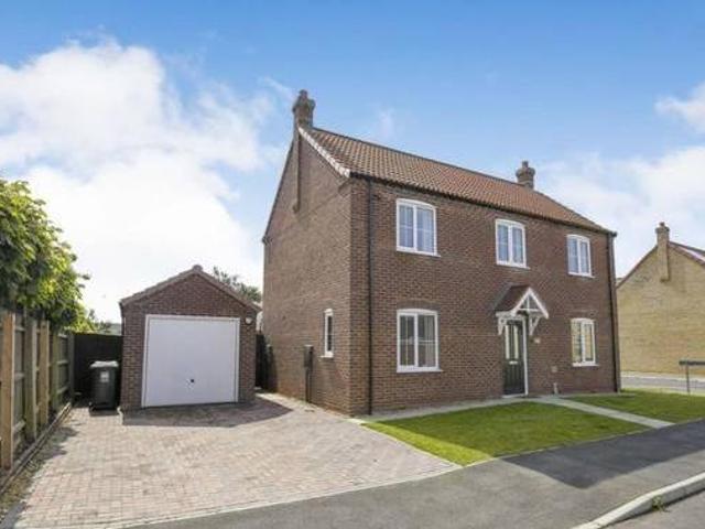 3 bedroom detached house for sale in Curtis Drive Coningsby LN4