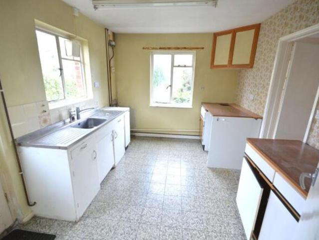 3 bedroom detached house for sale in Abbotsbury Road, Broadstone, Dorset, BH18