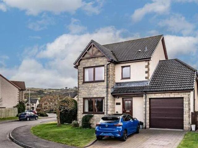 3 Bedroom Detached House For Sale In Abernethy