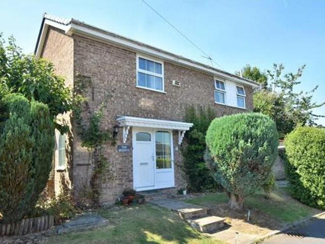 3 Bedroom Detached House For Sale In Adel, Leeds