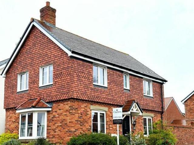 3 Bedroom Detached House For Sale In Alton