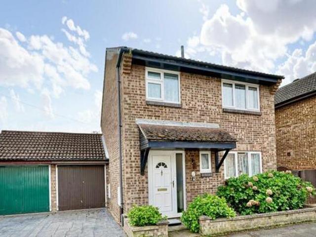 3 Bedroom Detached House For Sale In Alconbury Weston, Huntingdon