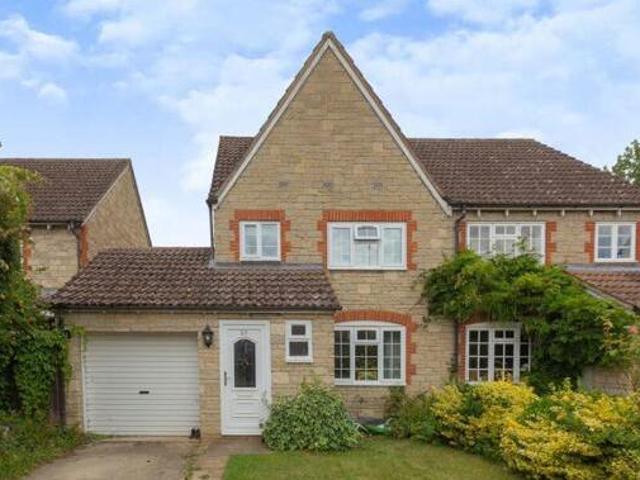 3 Bedroom Detached House For Sale In Appleton