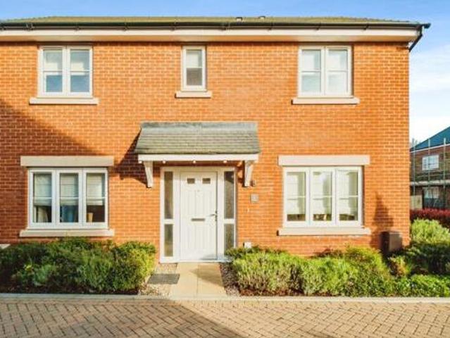 3 Bedroom Detached House For Sale In Arundel